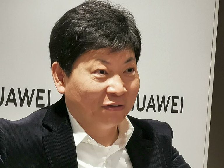 Συνέντευξη με τον CEO της Huawei, Richard Yu - Techmaniacs