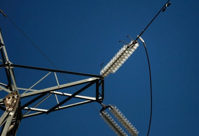 ΔΕΗ: Προς υλοποίηση η Fibergrid (οπτική ίνα μέχρι το σπίτι): Δείτε ...