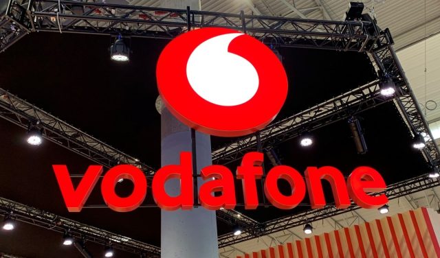 Η Vodafone αργοσκοτώνει τη καρτοκινητή - Techmaniacs